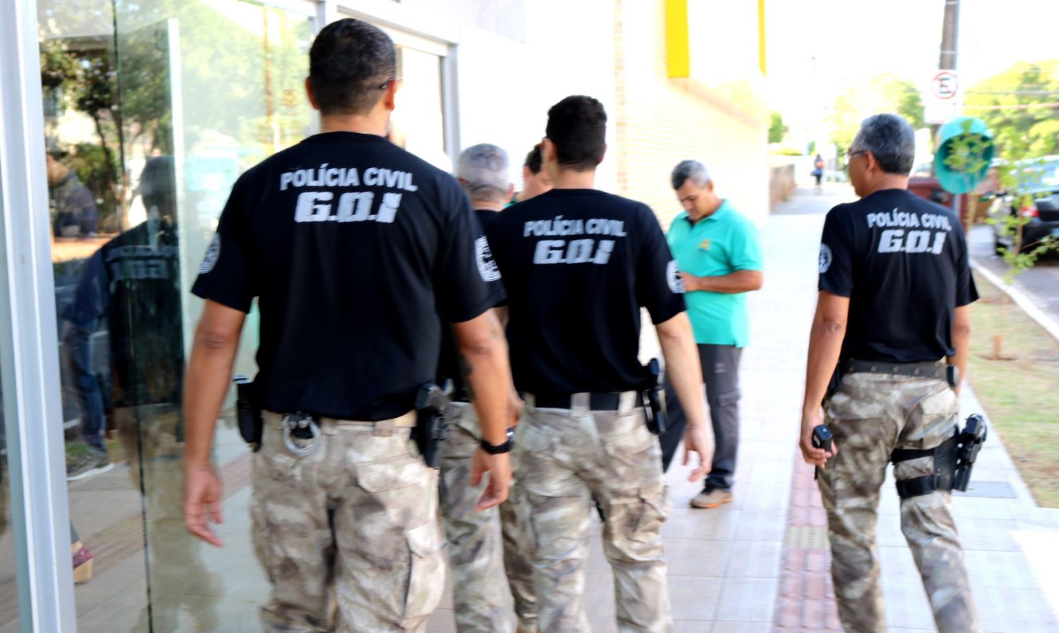 Policiais Cumprem Mandado De Prisão Contra Foragido Por Homicídio