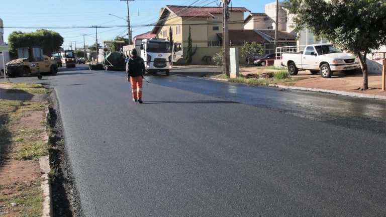 Com Economia De R 10 Milhões Em Obras Prefeitura Vai Recapear Mais 17