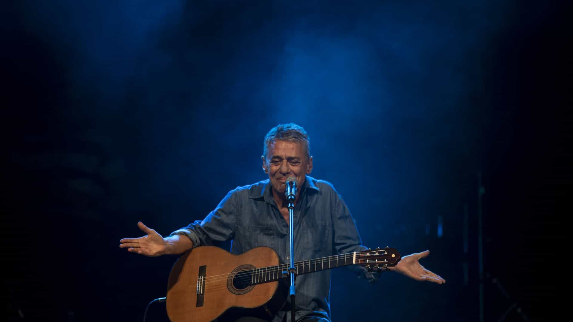 Aos 77 anos, Chico Buarque vai se casar com a advogada Carol Proner Aos 77 anos, Chico Buarque vai se casar com a advogada Carol Proner
