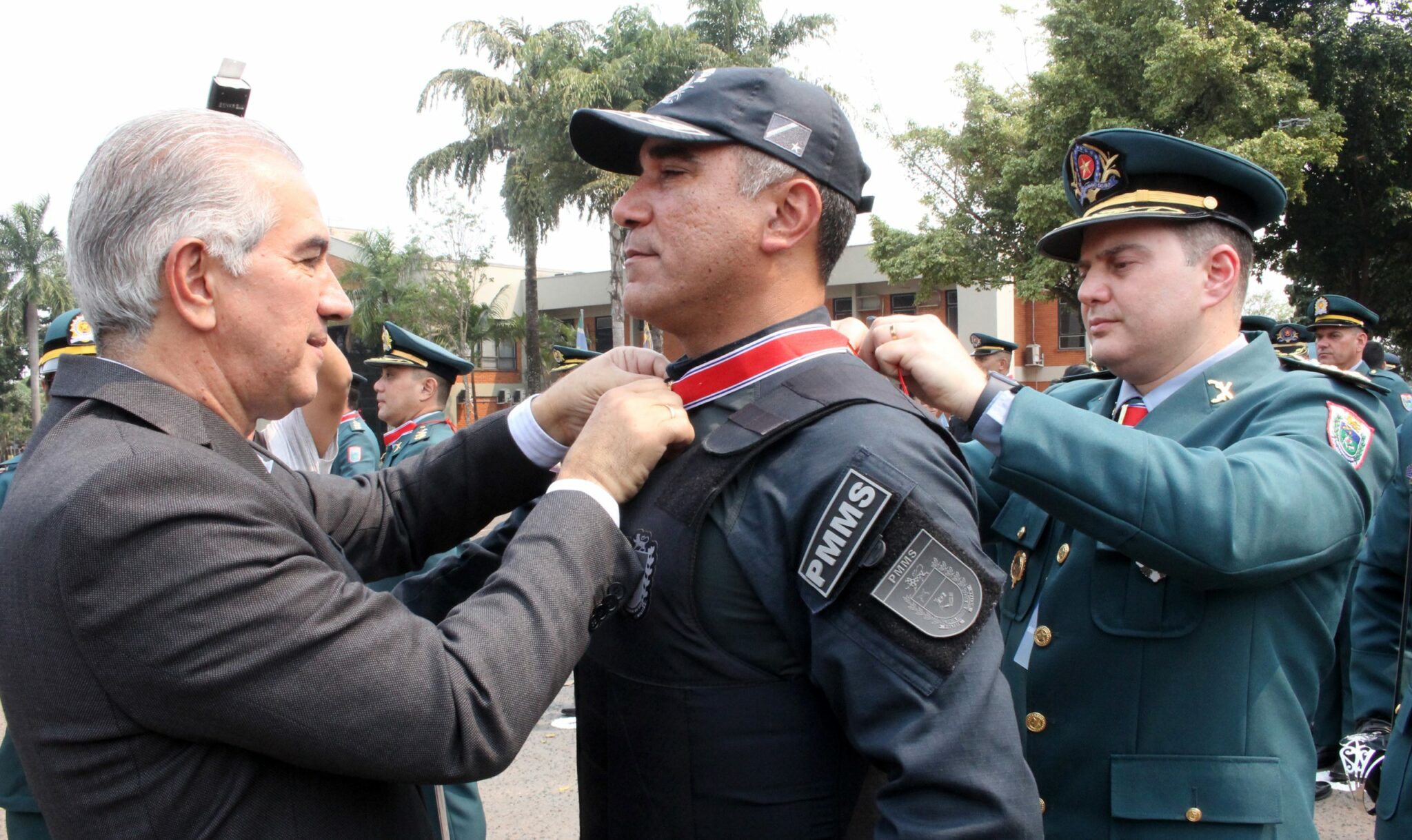 PMMS celebra 187 anos de criação com entrega de medalhas e formatura