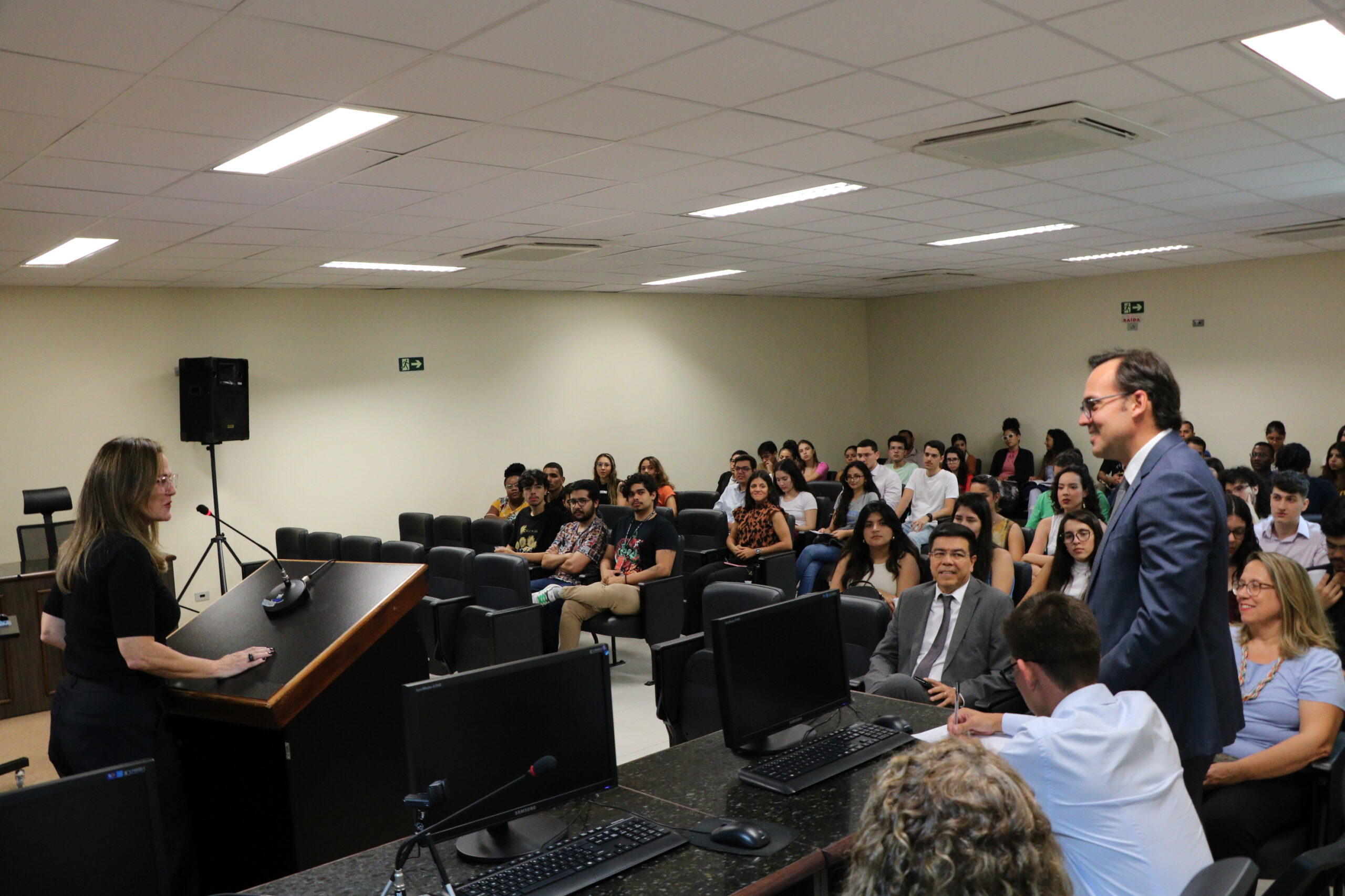 Conheça o Judiciário: 180 acadêmicos da UFMS visitam o Cijus