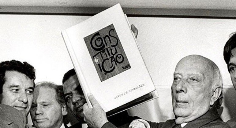 Constituição Federal completa 35 anos nesta quinta-feira